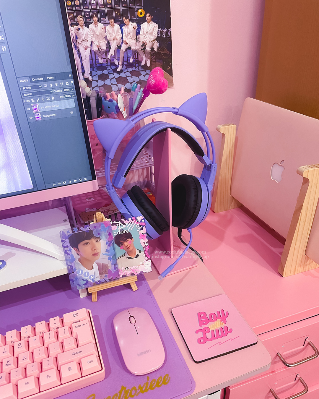 Cute Pastel Desk Setup - Sweetroxieee by Roxanne Lacap